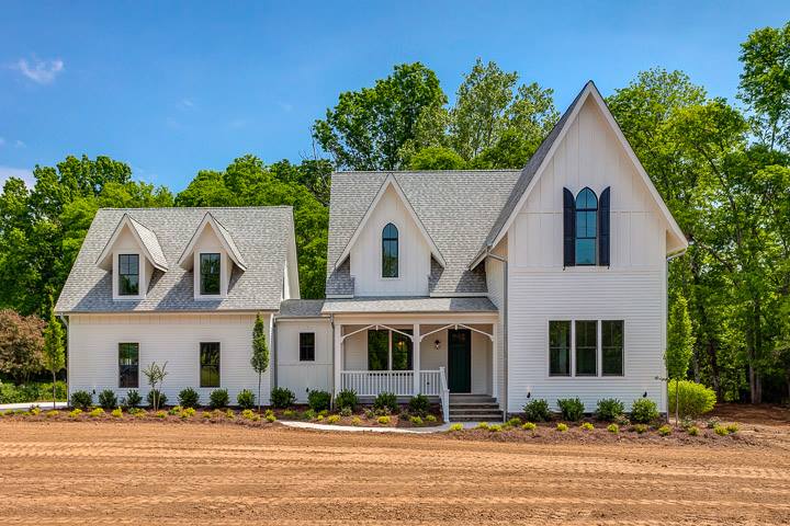 Gothic Farmhouse GOTHIC FARMHOUSE # 54046 American Architecture Series